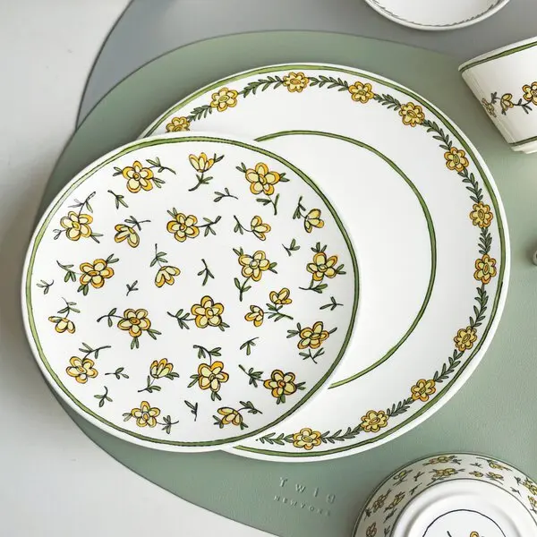 Twig New York H. Daisy Chain 10 Dinner Plate