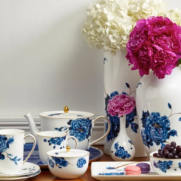 Prouna Emperor Flower Covered Sugar Bowl