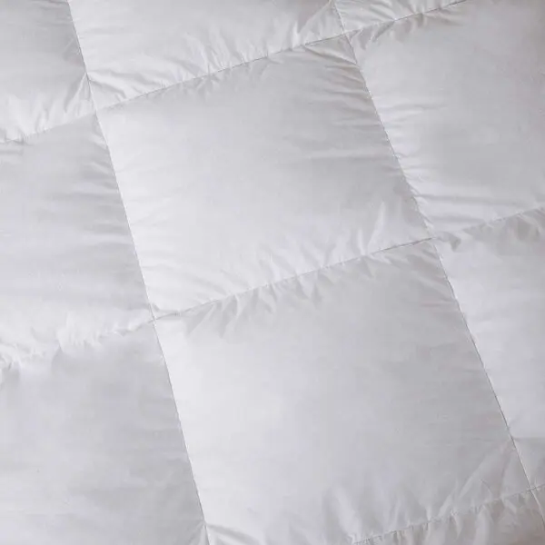 YVES DELORME Prestige Spring Comforter