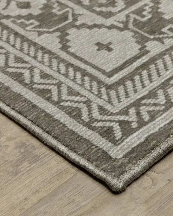 ORIENTAL WEAVERS Intrigue Int06 Area Rug, 3'10 X 5'5