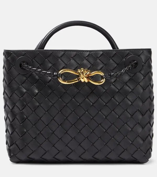 Bottega Veneta Andiamo Small Leather Tote Bag - Black