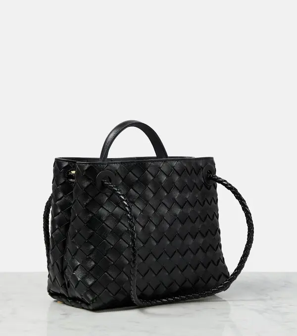 Bottega Veneta Andiamo Small Leather Tote Bag - Black
