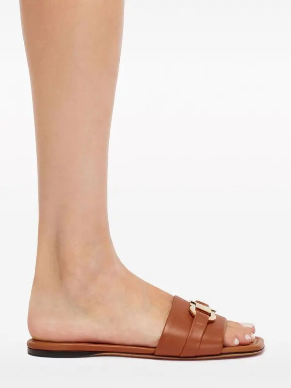 FERRAGAMO Leather Flat Slide With Gancini Ornament - Brown