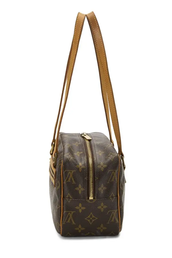 LOUIS VUITTON Monogram Canvas Cite