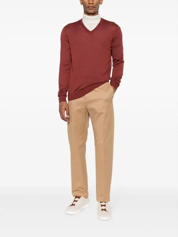 Colombo Fine-knit V-neck Jumper - Red