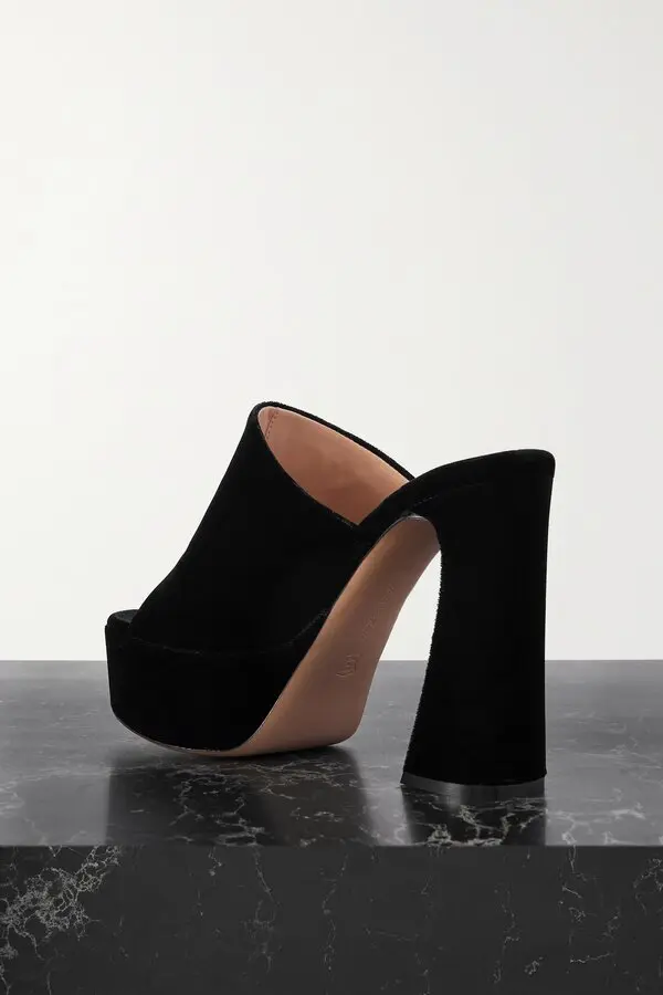 GIANVITO ROSSI Holly 120 Velvet Platform Mules - Black