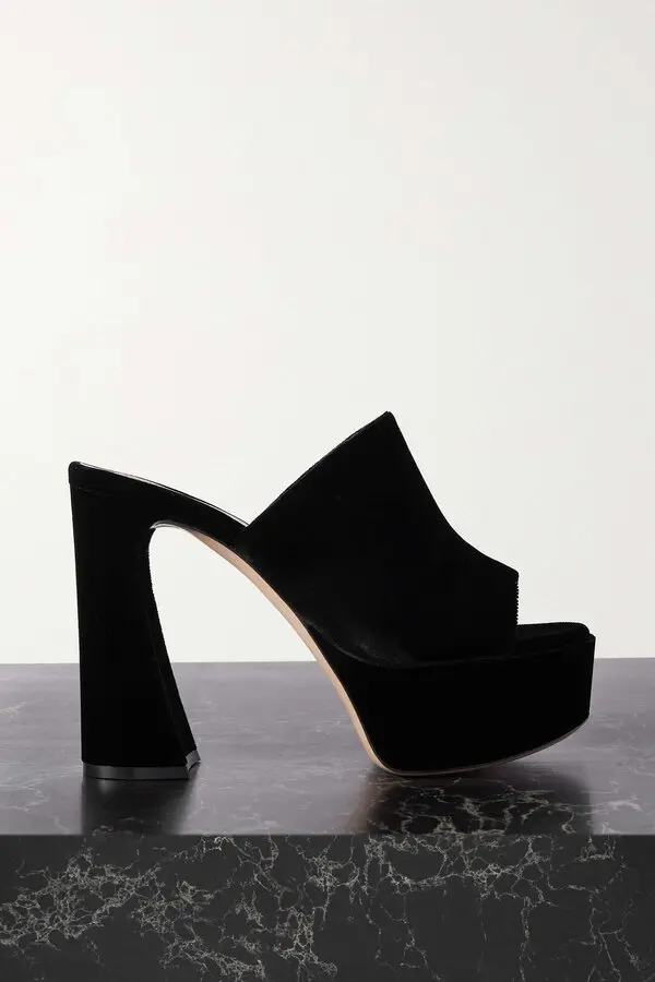GIANVITO ROSSI Holly 120 Velvet Platform Mules - Black