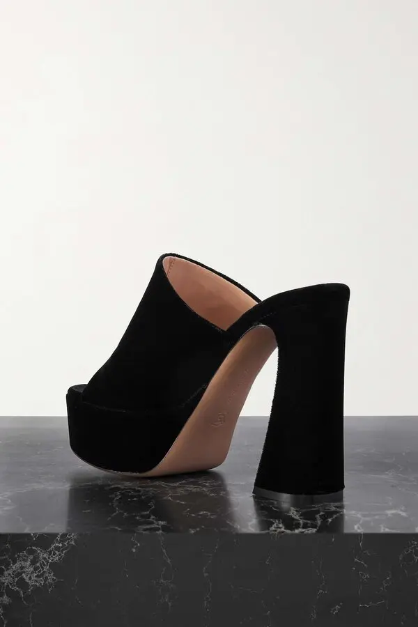 GIANVITO ROSSI Holly 120 Velvet Platform Mules - Black