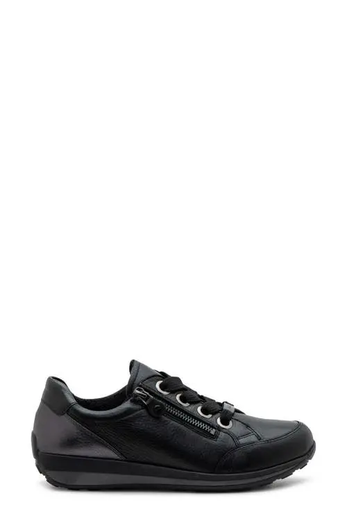 ARA Ollie Sneaker