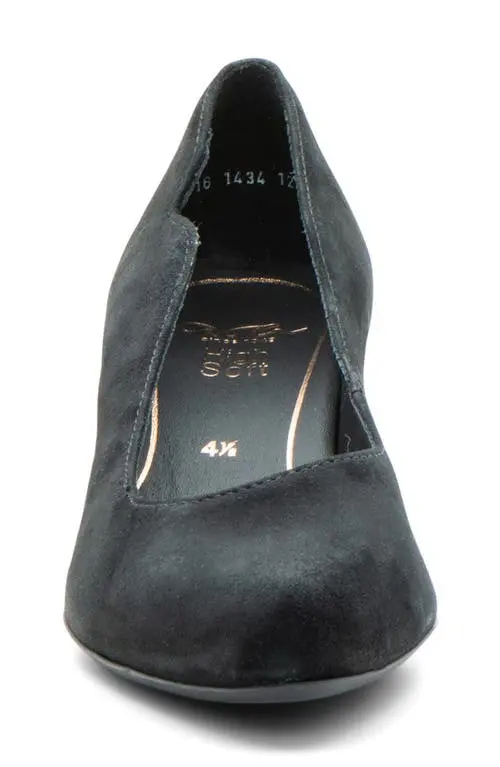 ARA Kat Kitten Heel Pump - Black