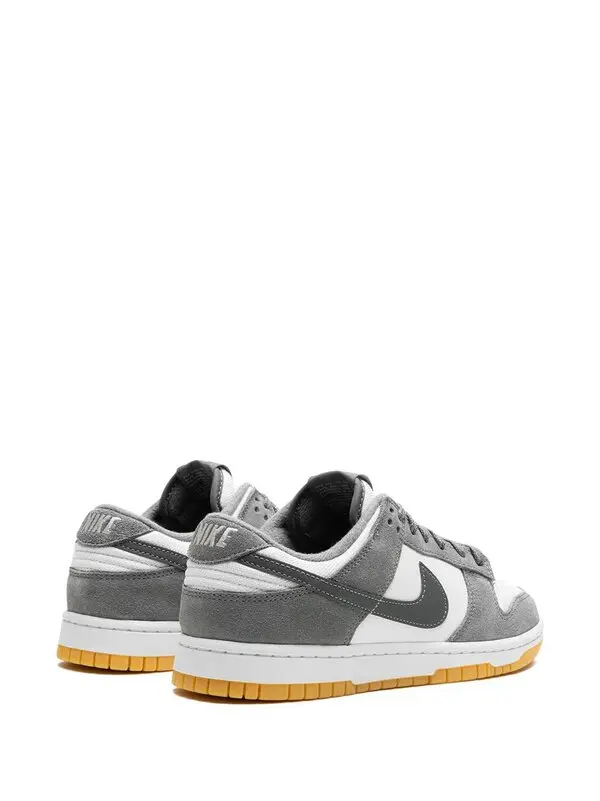 Nike Dunk Low Sneakers - White