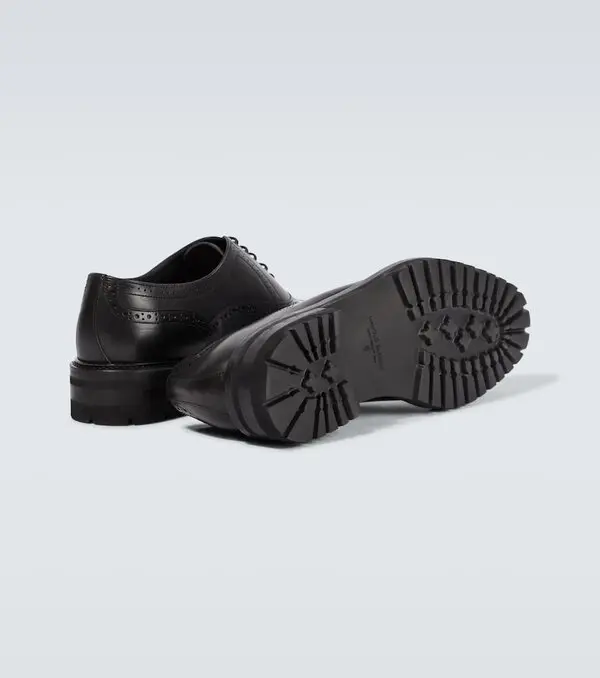 Manolo Blahnik Norton Leather Oxford Shoes
