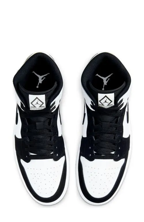 JORDAN Air 1 Mid Se Basketball Shoe