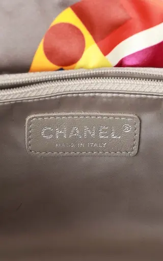 Chanel Pre-owned Medium Coco Color Flap Bag