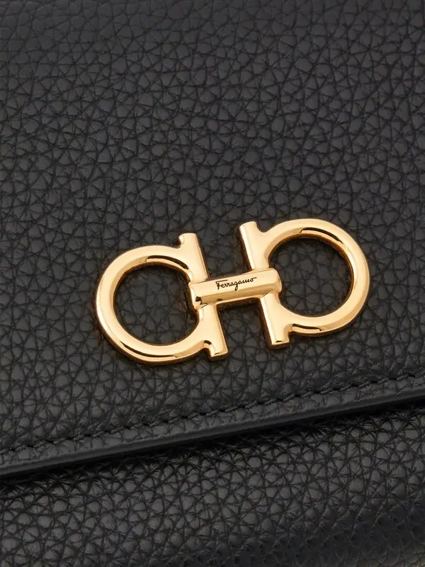 FERRAGAMO Gancini Soft Wallet-on-chain - Nero