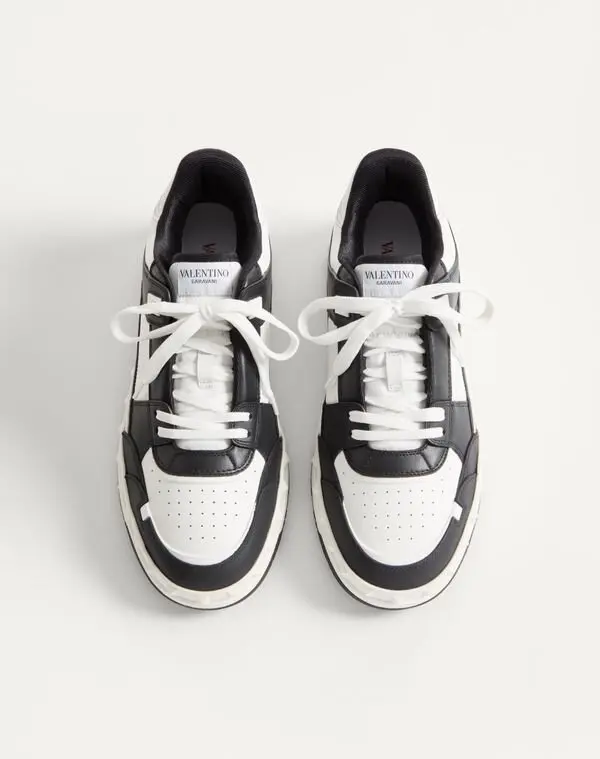 Valentino Garavani Freedots Low-top Trainer - Black