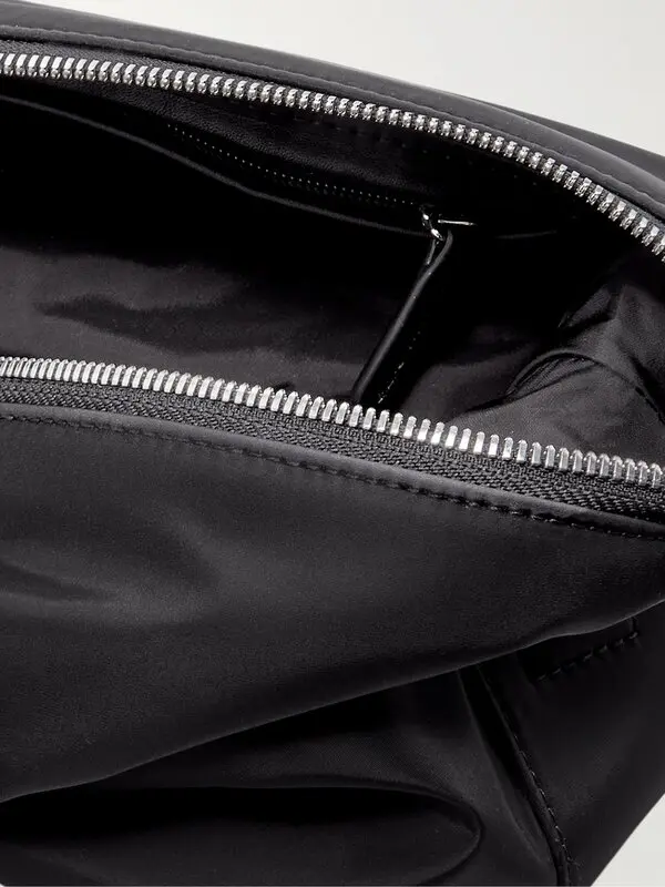 WANT Les Essentiels Shell Wash Bag