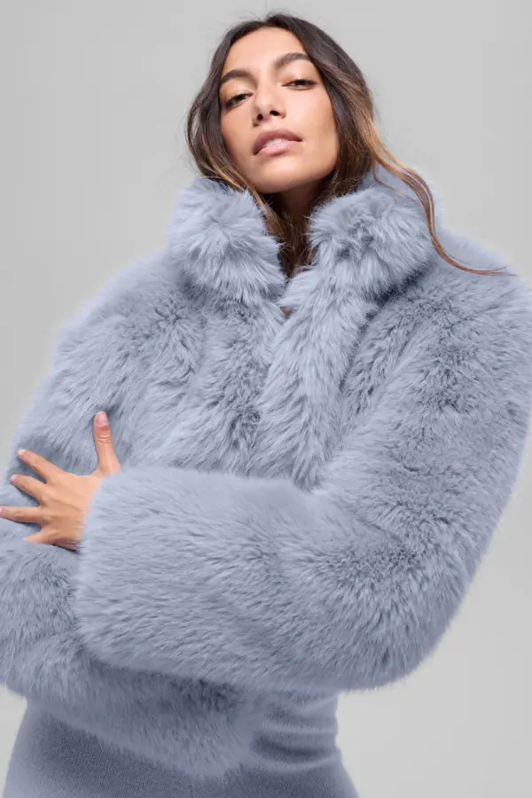 Alo Yoga Faux Fur Cropped Jacket - Winter Frost