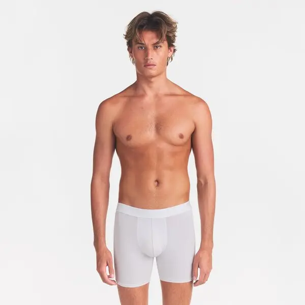 SKIMS 3" Boxer Brief | Black | | Stretch - Chalk