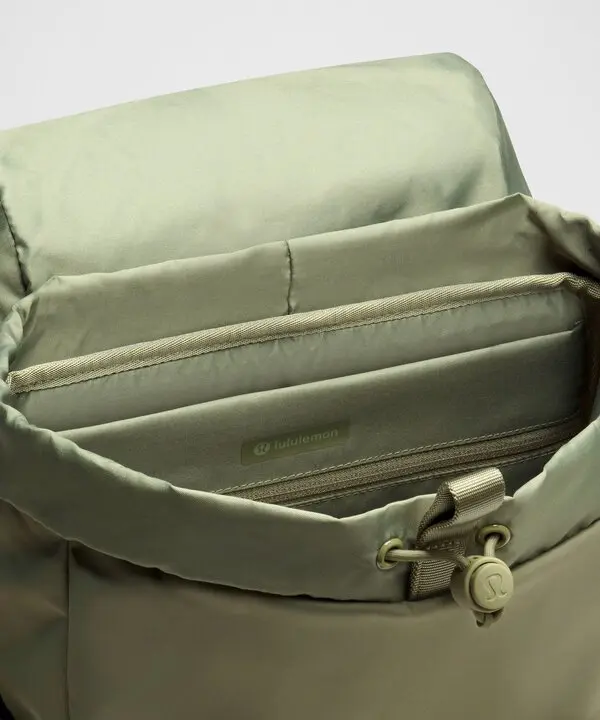 Lululemon Wunderlust Backpack - Bay Leaf