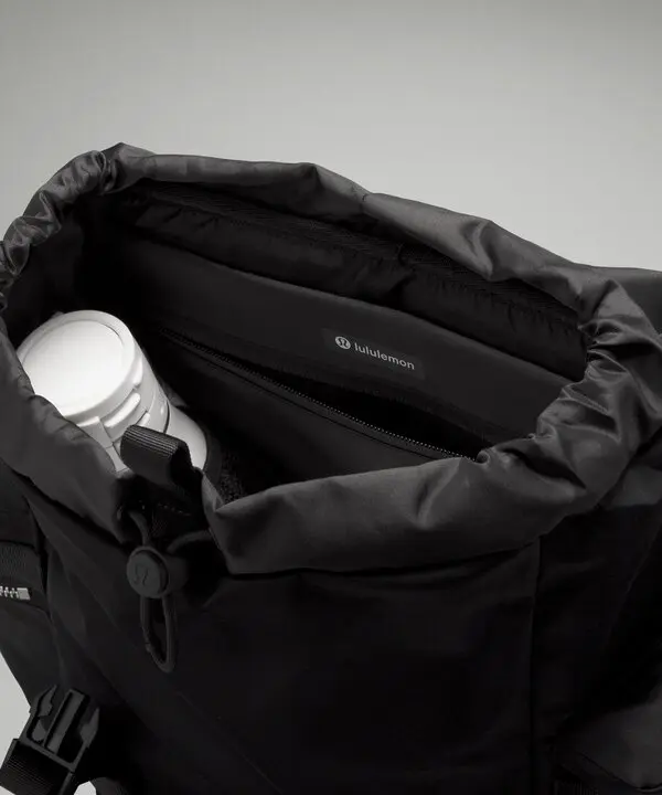 Lululemon Wunderlust Backpack - Black/Silver | Editorialist display picture 2