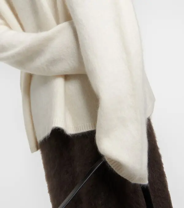 LISA YANG Natalia Brushed Cashmere Sweater - Neutrals