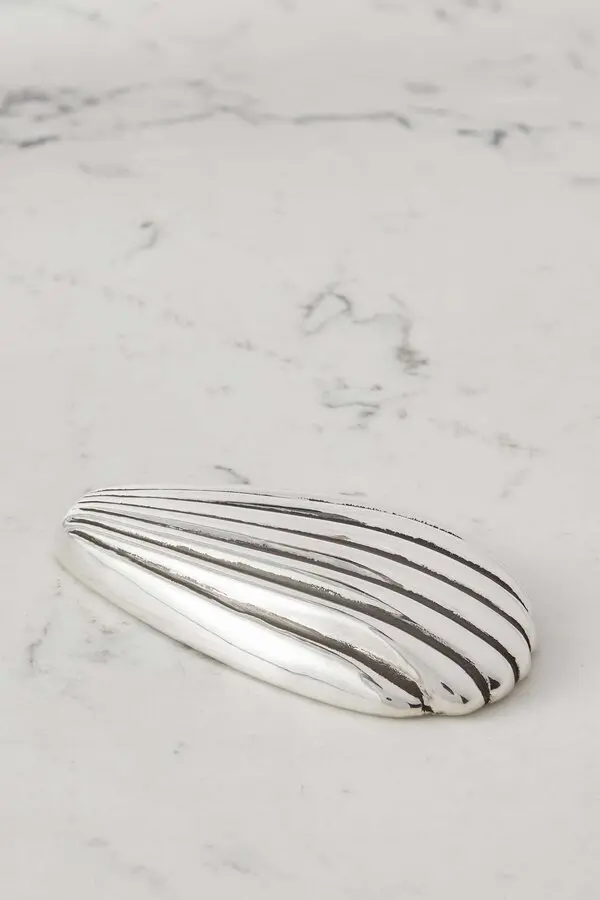 SOPHIE BUHAI Coquille Hand Mirror - Silver