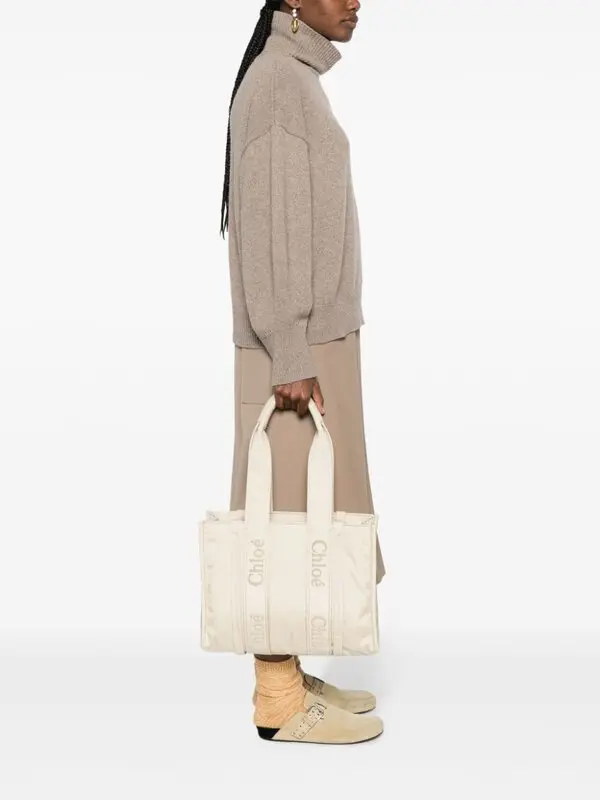 Chloé Medium Woody Tote Bag