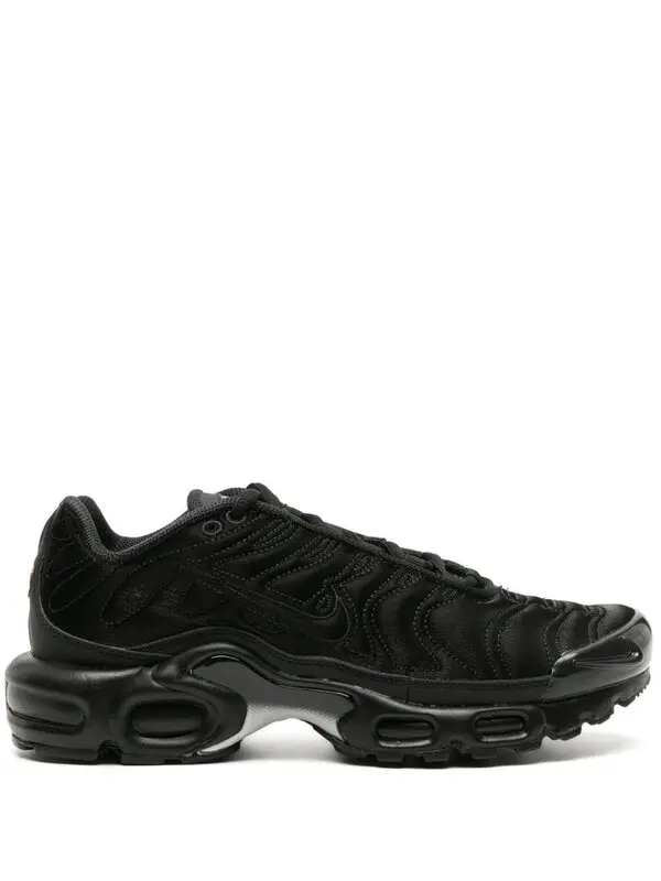 Nike Air Max Plus Embroidered-logo Sneakers - Black