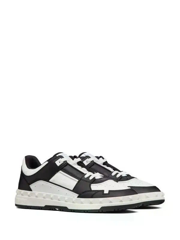 Valentino Garavani Freedots Sneakers - Black