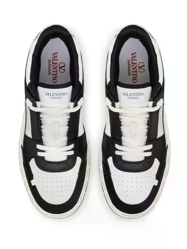 Valentino Garavani Freedots Sneakers - Black