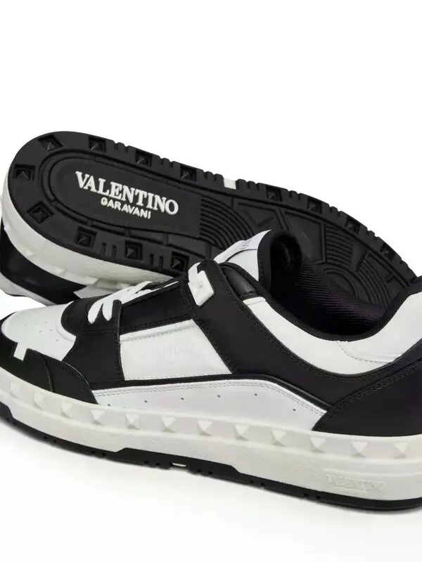 Valentino Garavani Freedots Sneakers - Black