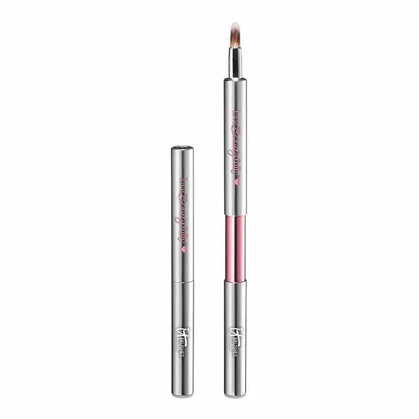 IT COSMETICS Love Beauty Fully Essential Retractable Lip Brush #228 - One-color