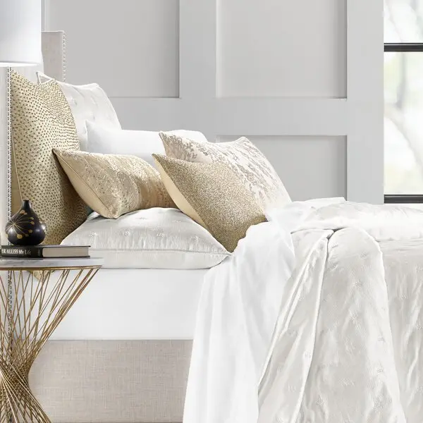 HUDSON PARK COLLECTION Nouveau Coverlet, Queen Exclusive - Ivory