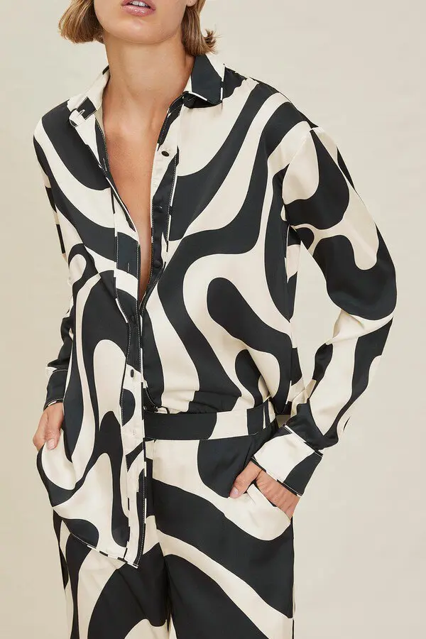 Devon Windsor Ford Printed Button-down Top