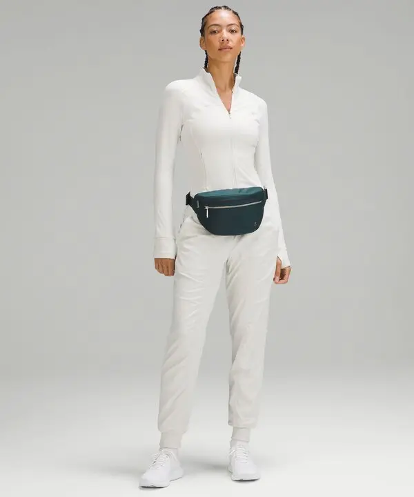 Lululemon City Adventurer Belt Bag