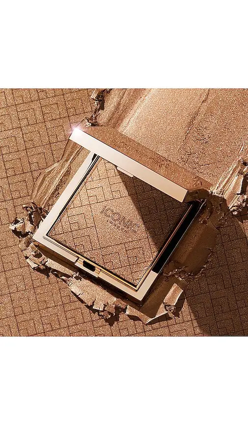ICONIC LONDON Kissed The Sun Multi-use Cheek Glow - Oh Honey