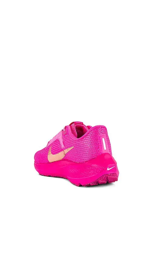 Nike Pegasus 40 Sneaker In Pink