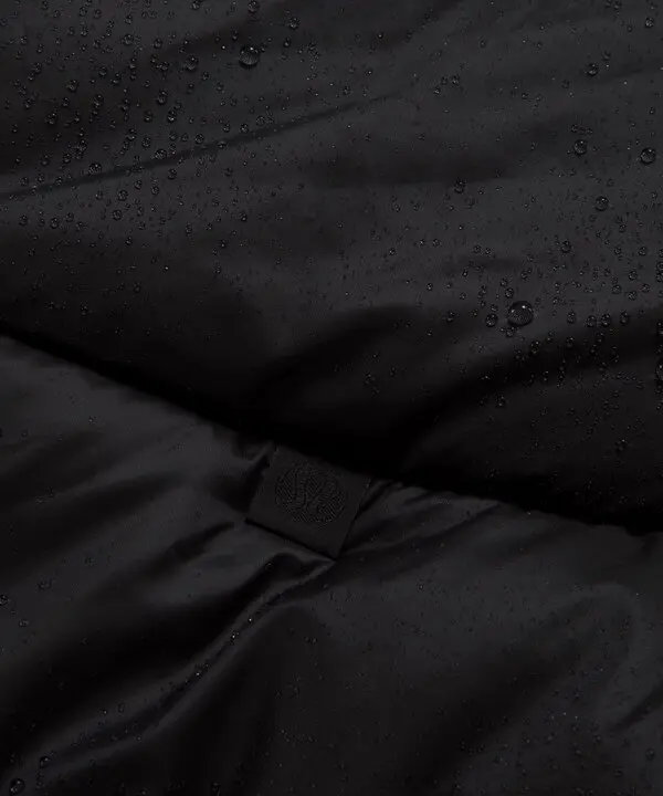 Lululemon Hooded Insulated Wrap - Black | Editorialist
