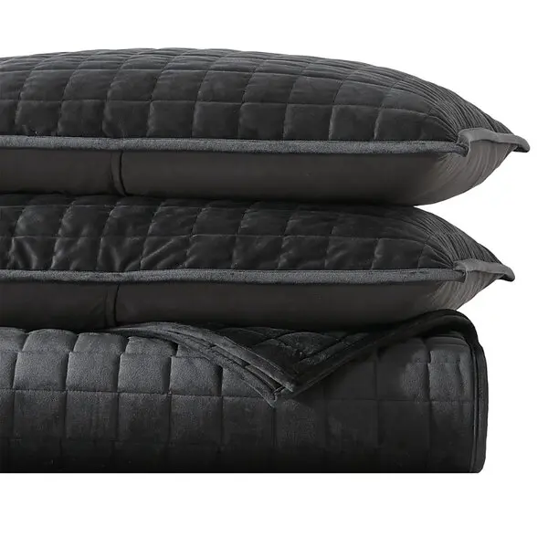 Vera Wang Diamond Velvet Quilt Set - Black