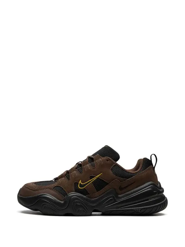 Nike Tech Hera Sneakers - Brown