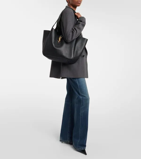 Saint Laurent Le 5 À 7 Bea Leather Tote Bag