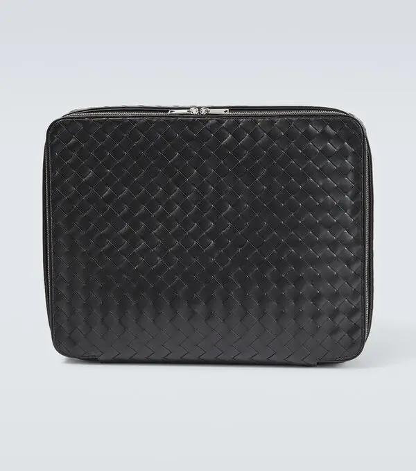 Bottega Veneta Intrecciato Leather Packing Cube - Black