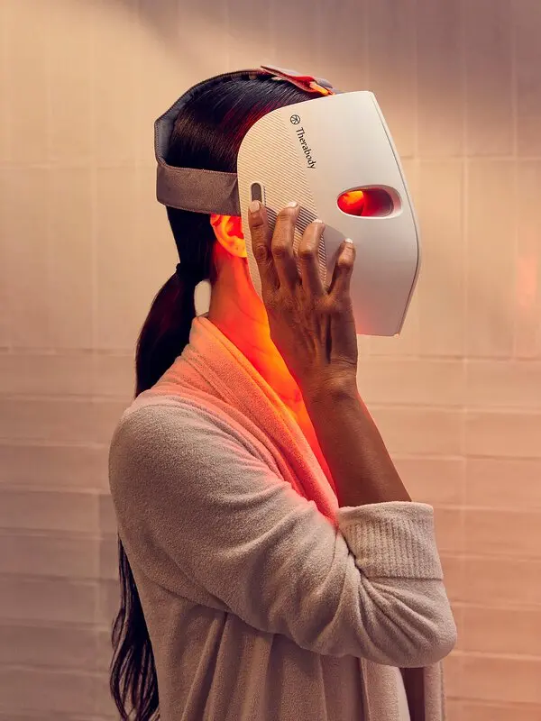 THERABODY Theraface Mask - White