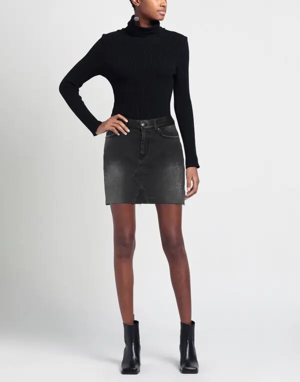 BRAND UNIQUE Pencil Skirt