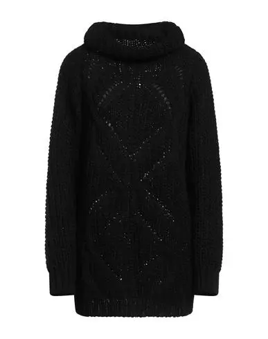 VANESSA SCOTT Turtleneck Knit Top