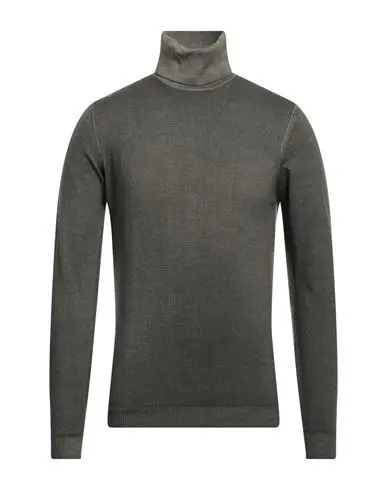 Alpha Studio Turtleneck In Merino Wool - Green