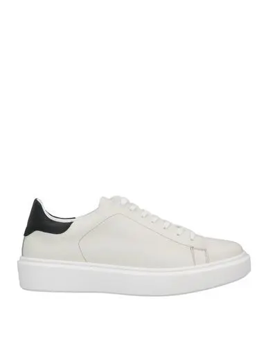 IH NOM UH NIT Soft Leather Low-top Sneakers