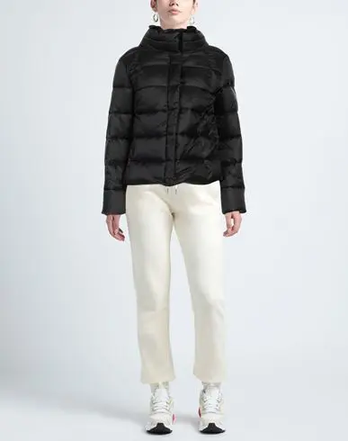 CARACTÈRE Puffer Jacket - Black