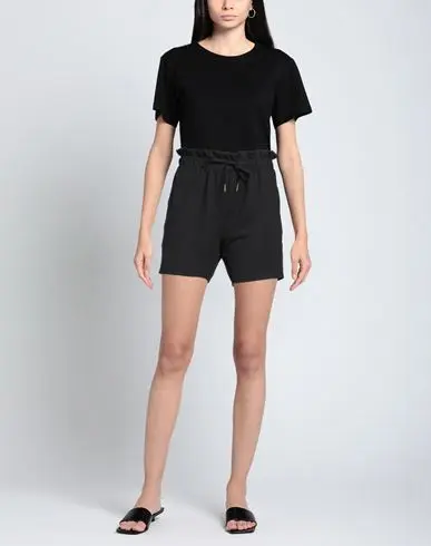 GARCIA Chinos Shorts